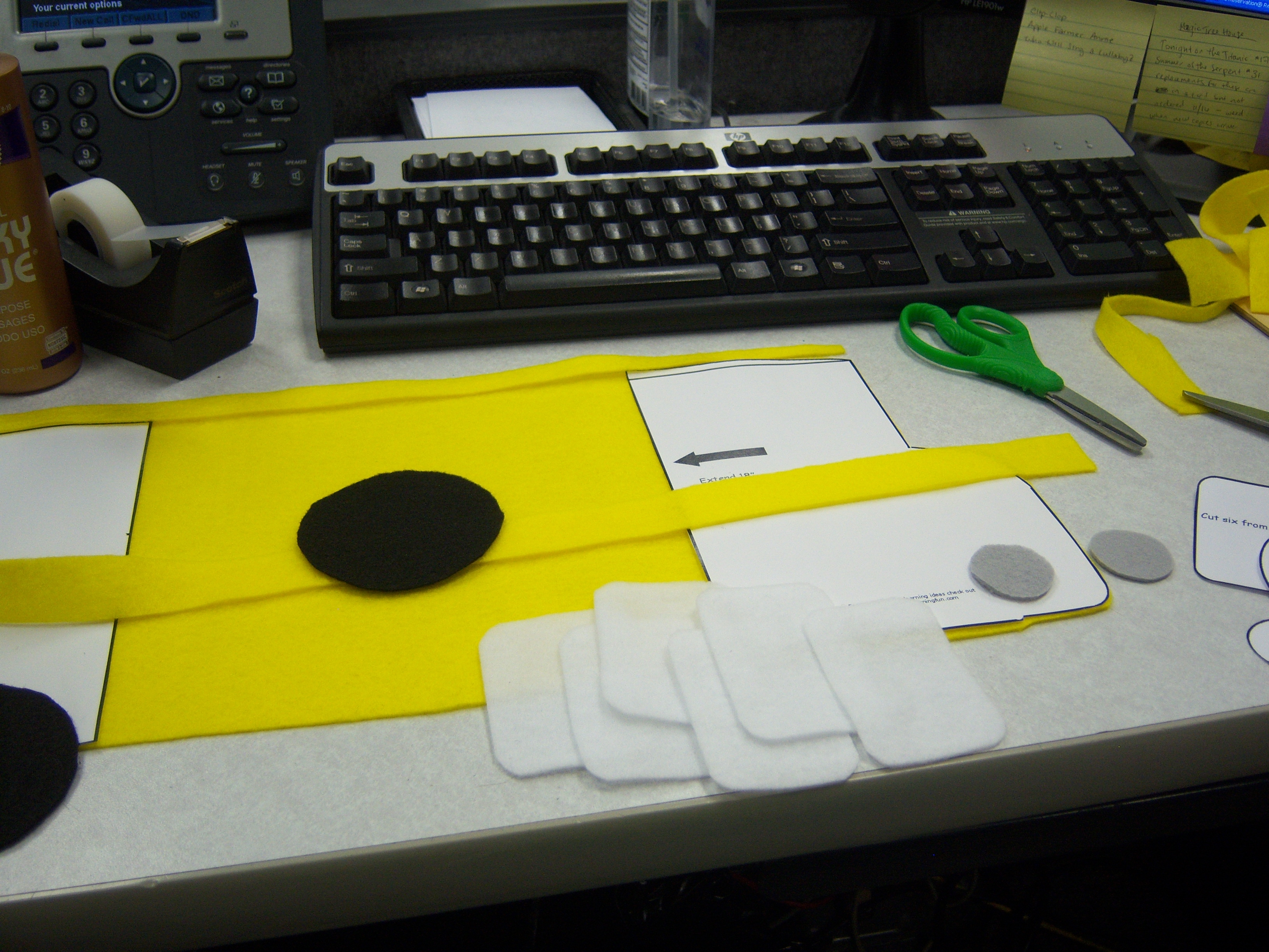 Making a Flannelboard: “Seals on the Bus” – storytime katie