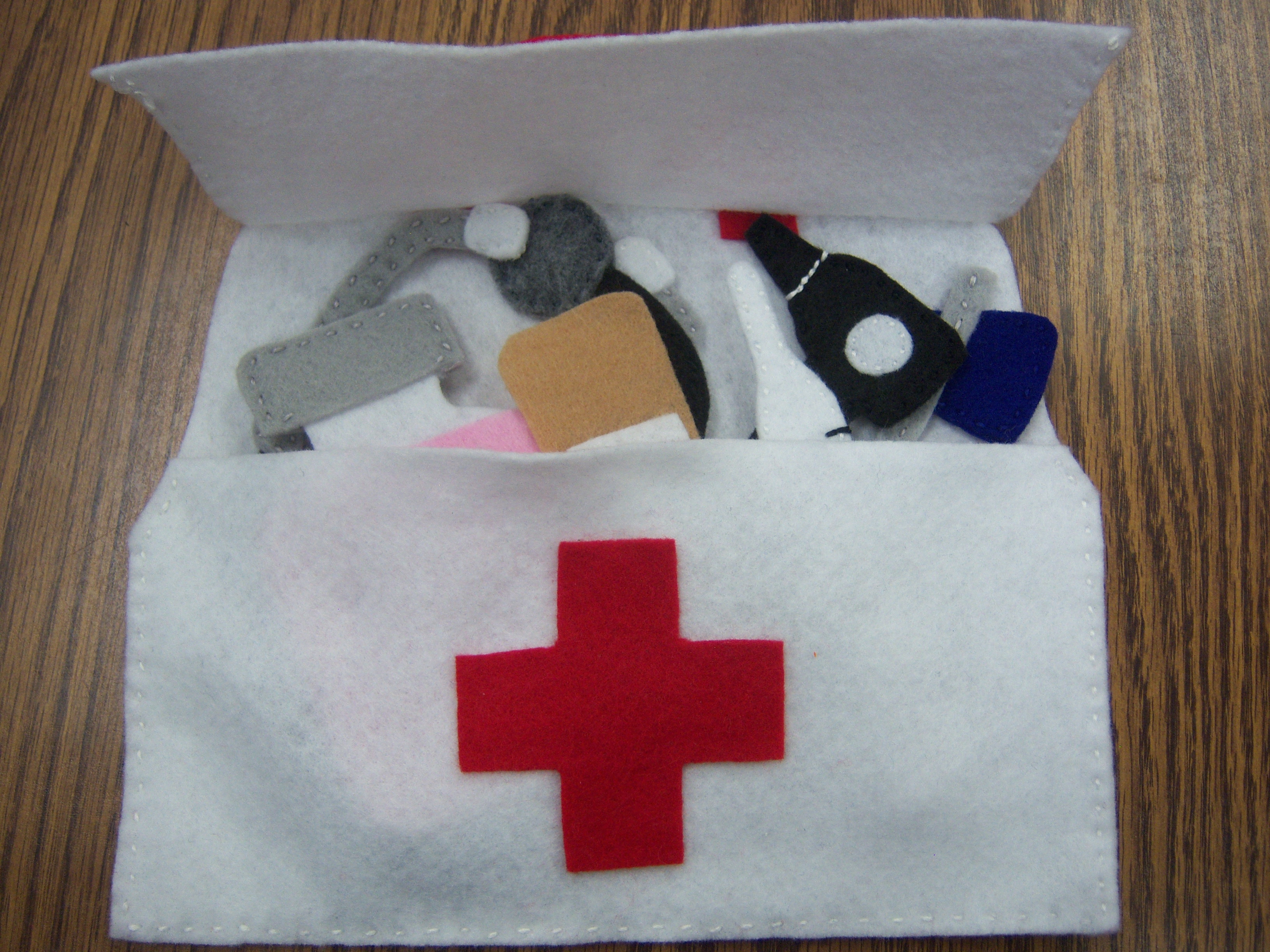Flannel Friday: Doctor Bag – storytime katie