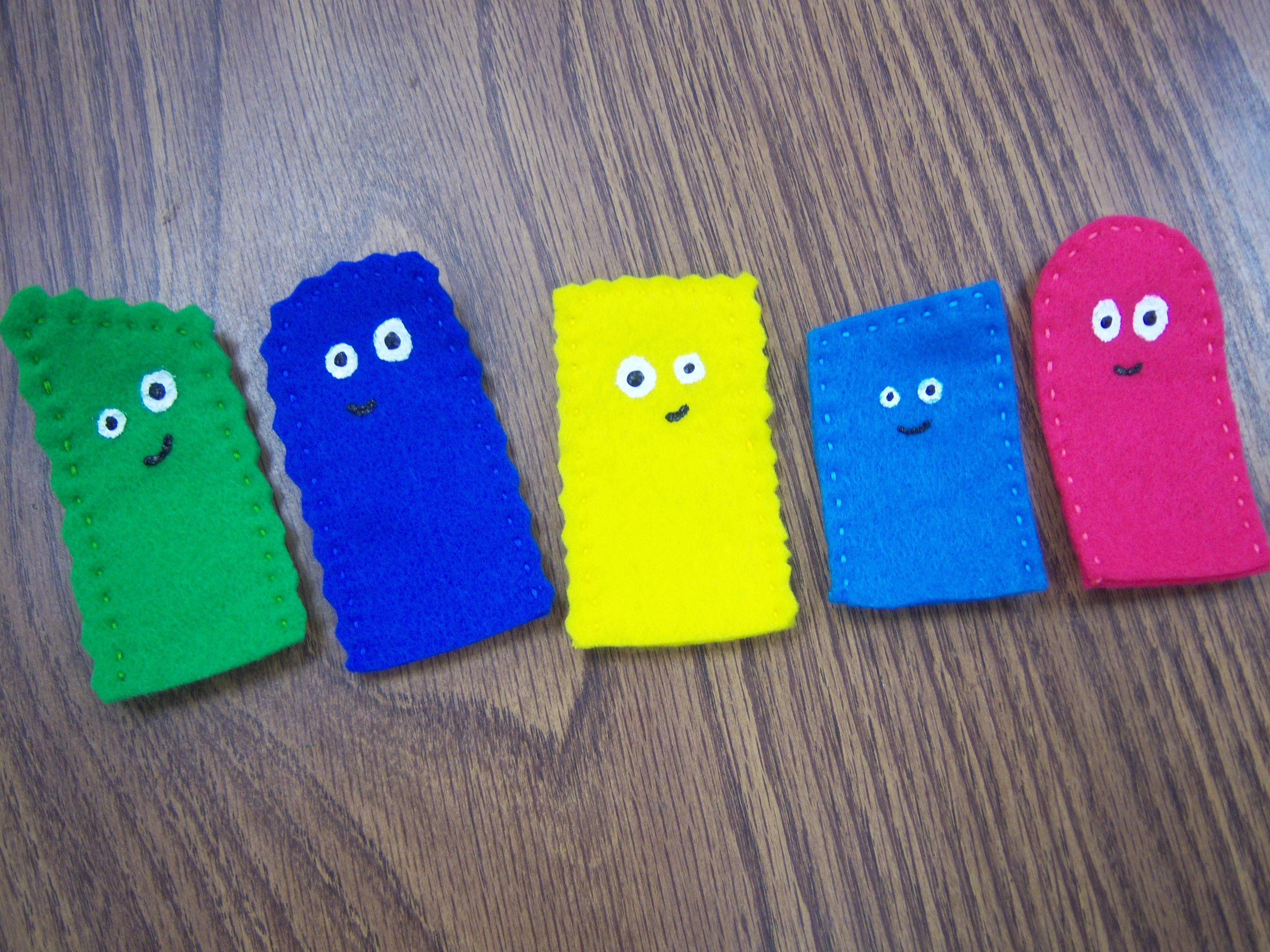 Flannel Friday: Five Little Monsters – storytime katie